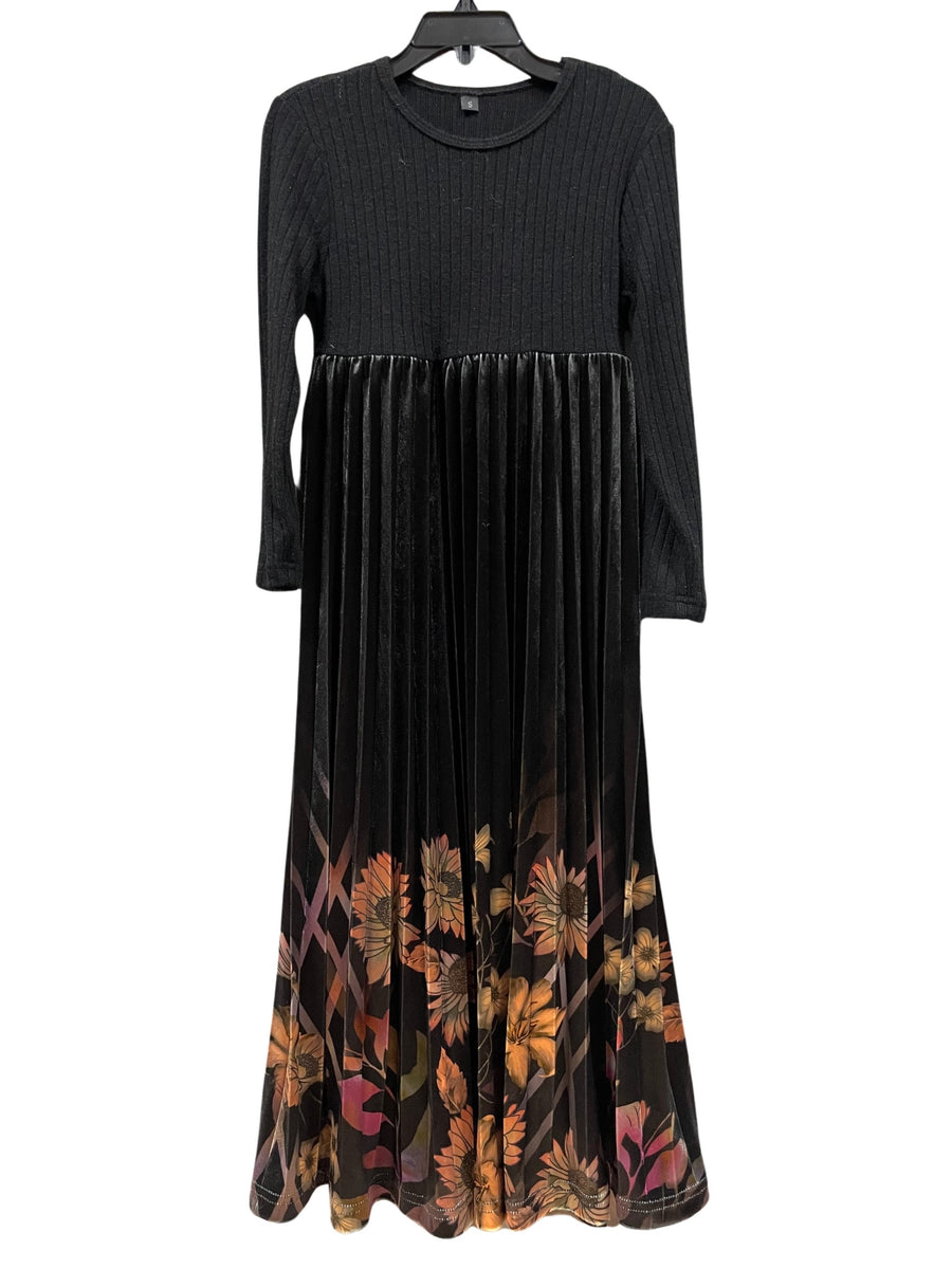 The Mee Dress Engineered Floral Robe – Hats to Hose