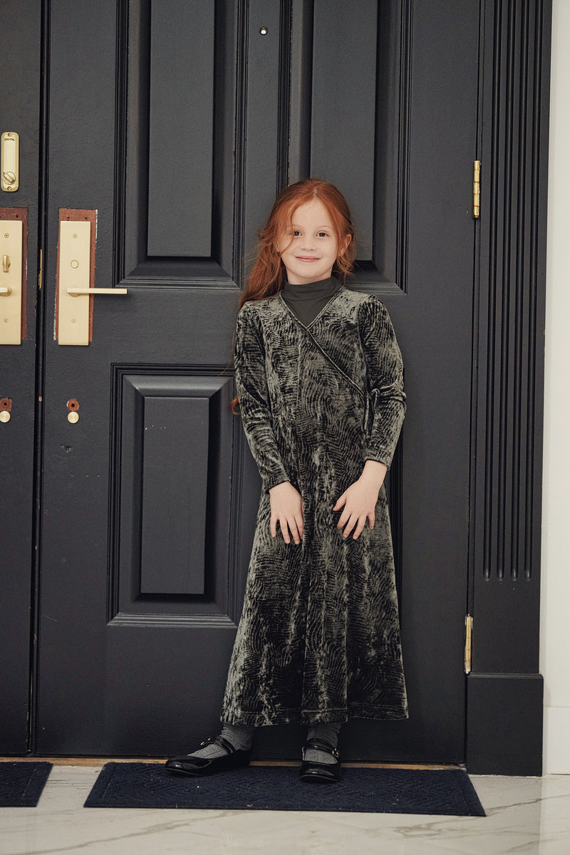 Seal Wrap Velour Robe – Hats to Hose