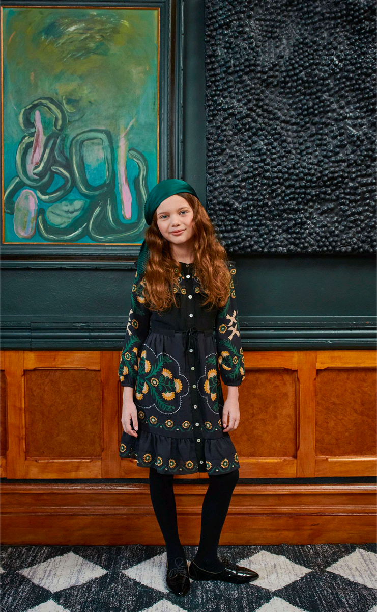 Porter Large Flower Design Dress – Hats to Hose