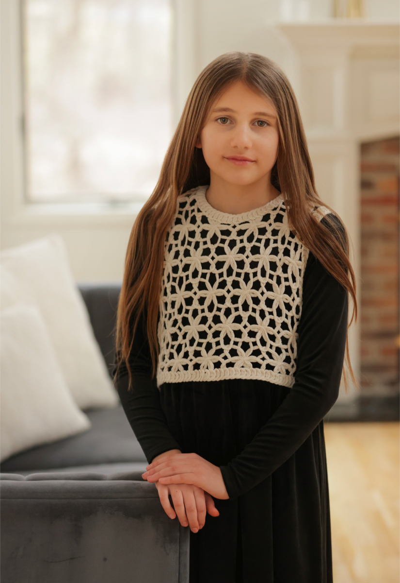 Miss Mini Crochet Shabbos Robe – Hats to Hose