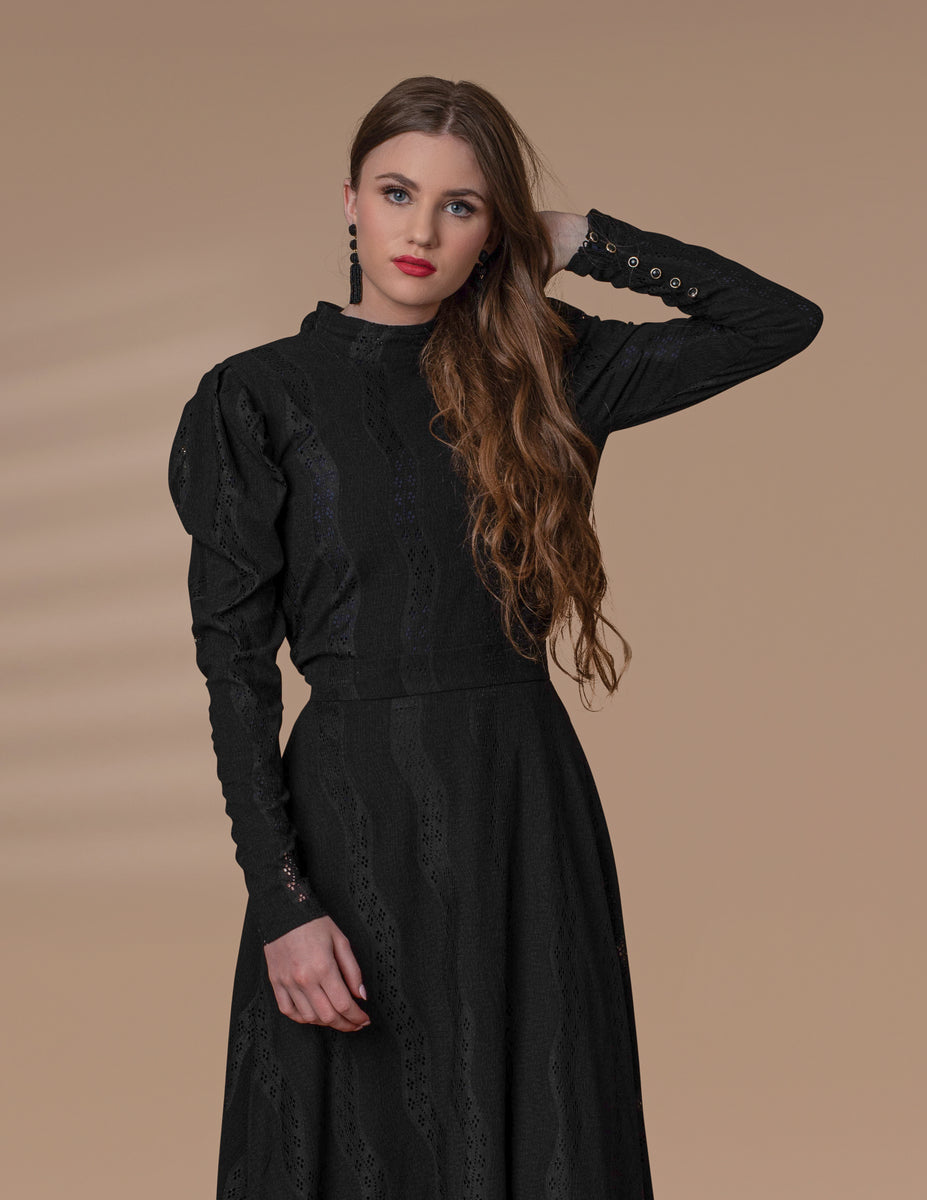 Signature Lace Set – Hats to Hose